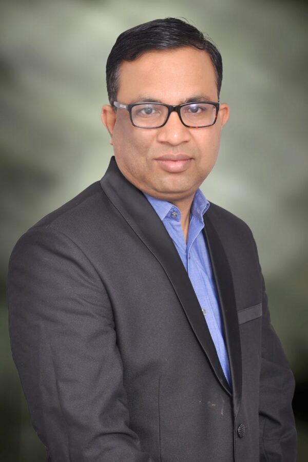 About Dr Sunil Mhaske- urologist